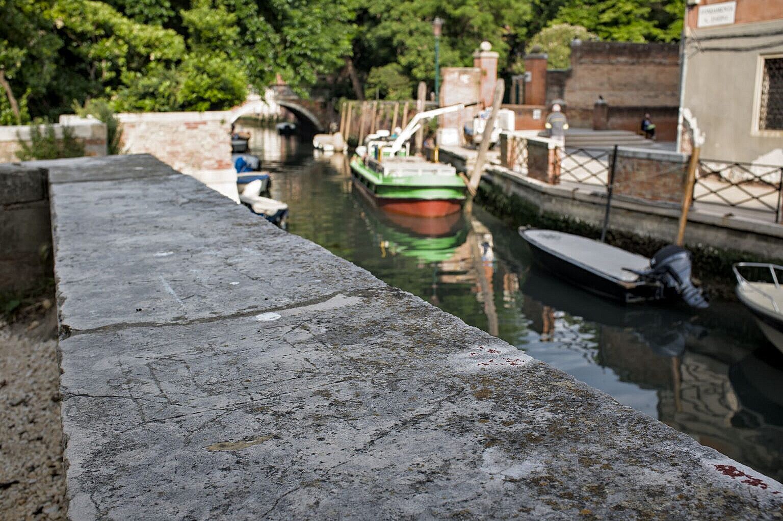 An ancient game board in Venice – History Walks in Venice